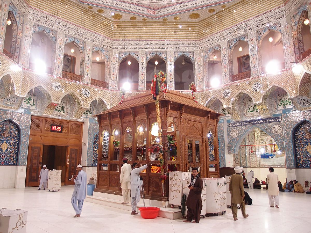 18th Sha’ban – Lal Shahbaz Qalandar, Sehwan, Pakistan 1274CE | Ihsan ...
